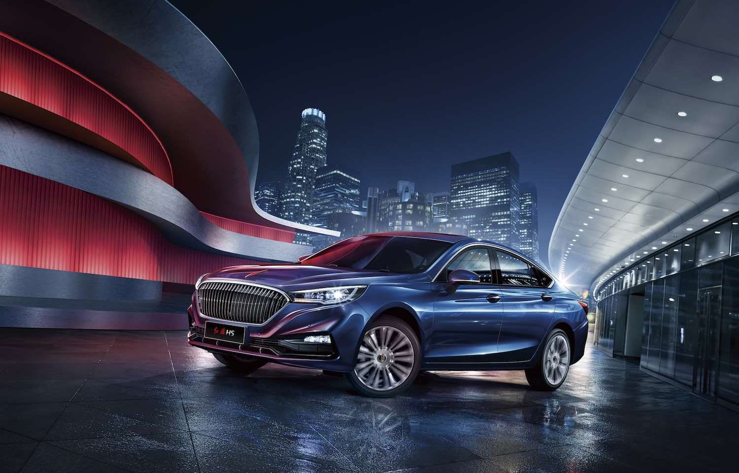 مقارنة شاملة بين سيارة هونشي H5 2023 و سيارة GAC GA8 2023 – شبكة السيارات الصينية