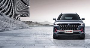 مقارنة شاملة بين جي ايه سي GS3 2023 ستاندرد وشانجان CS35 بلس 2023 تريند ...
